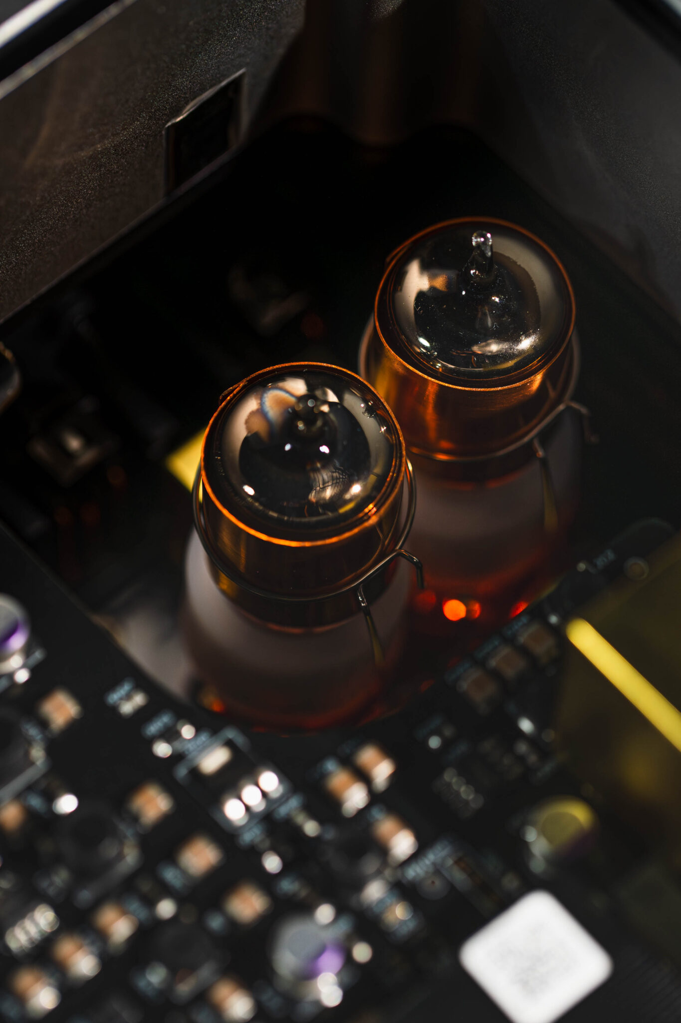 iFi Audio Launches iDSD PHANTOM: A Flagship DAC, Streamer, and ...