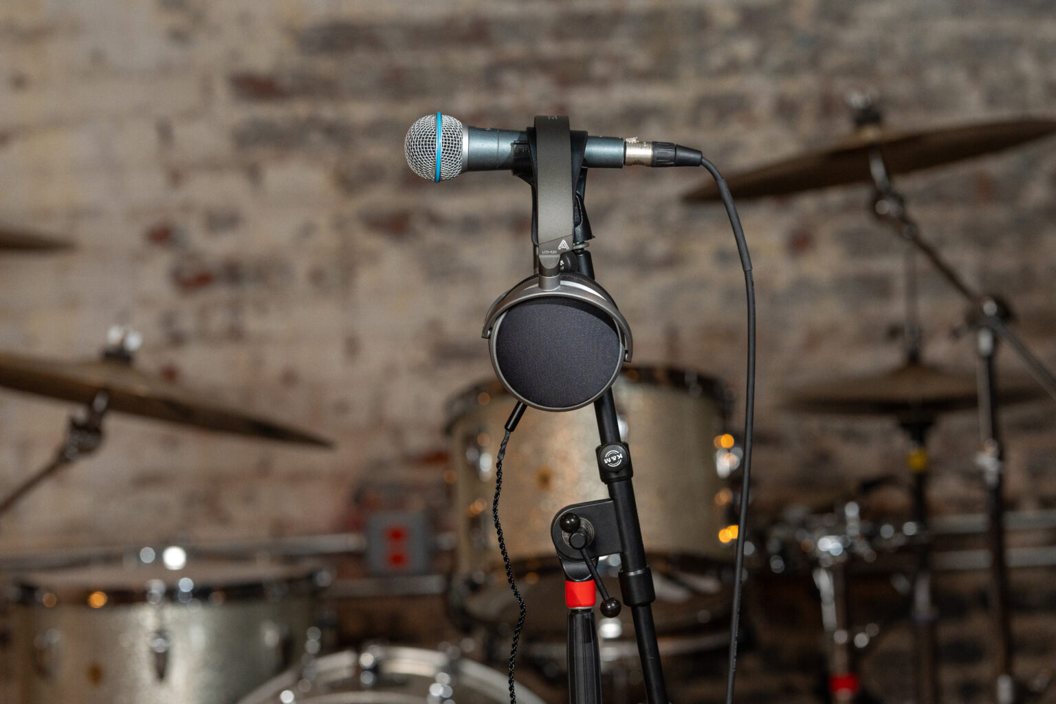 Audeze Introduces LCD-S20 Closed-Back Planar Magnetic Headphones ...