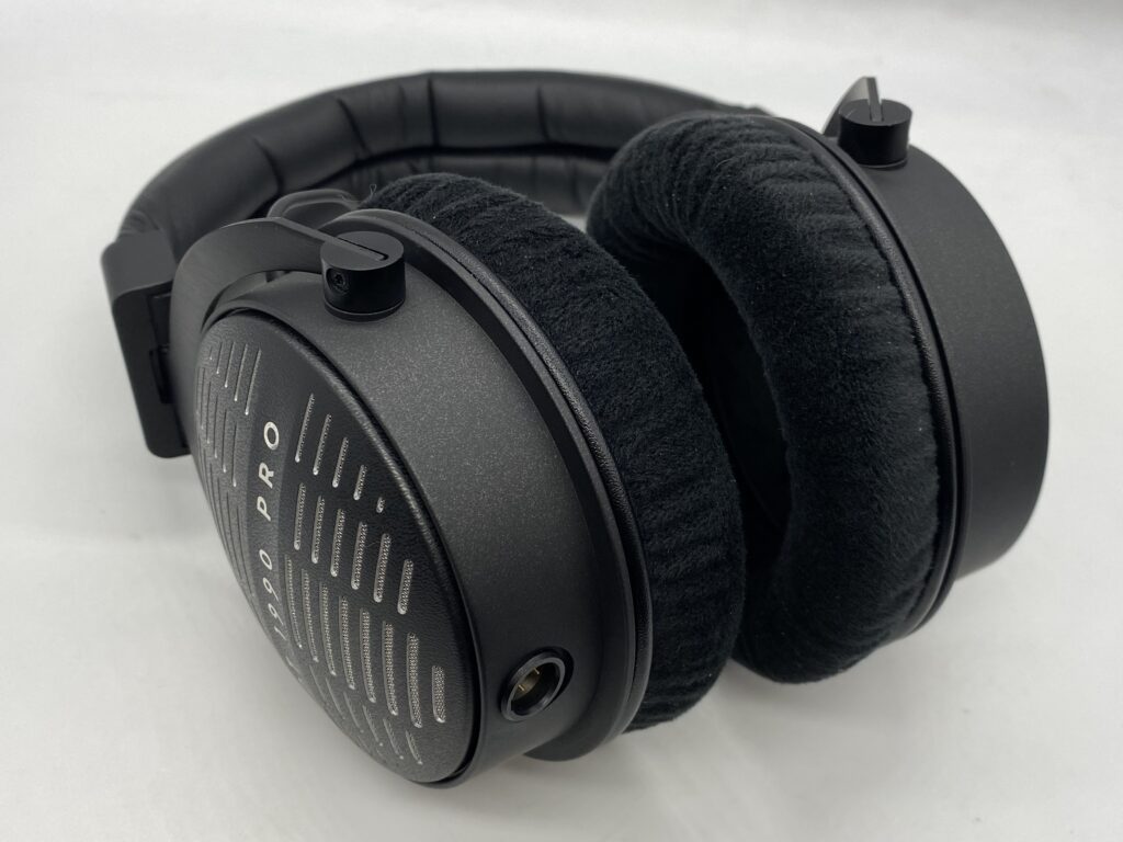 Beyerdynamic DT 1990 Pro MKII Review - Major HiFi