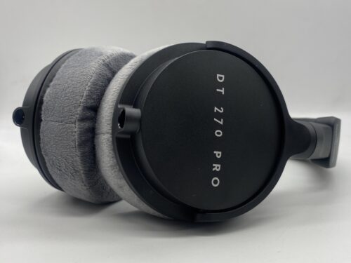 Beyerdynamic DT 270 Pro Review: Studio Precision Meets Portable Comfort ...