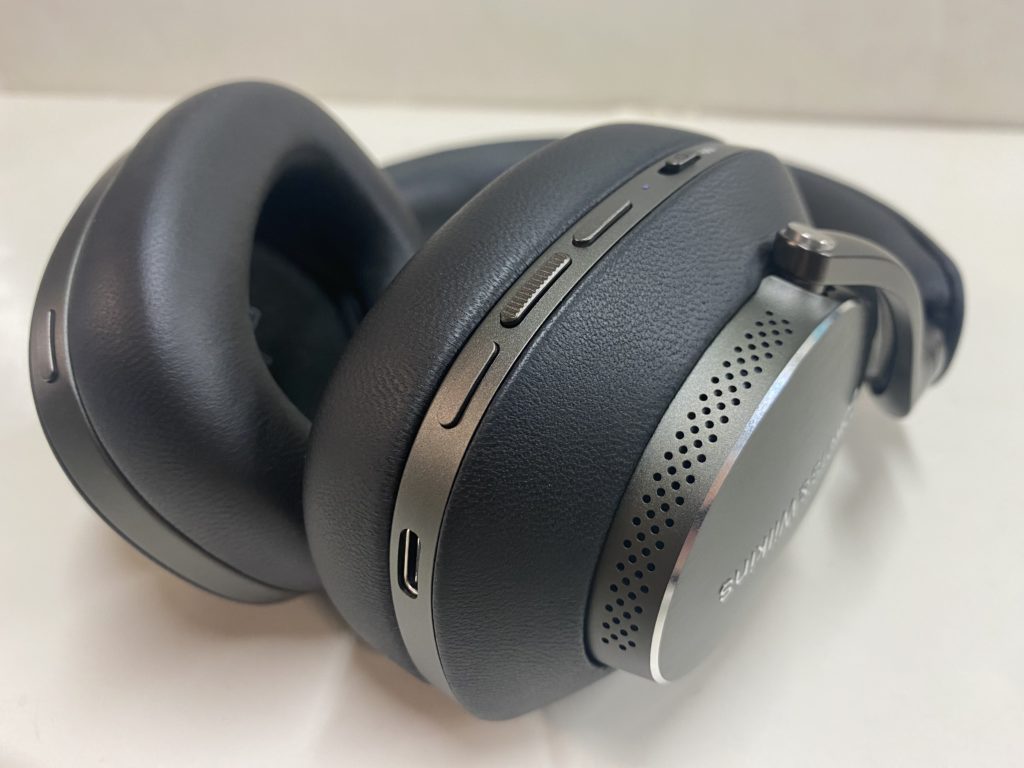 Bowers & Wilkins PX8 Review - Major HiFi