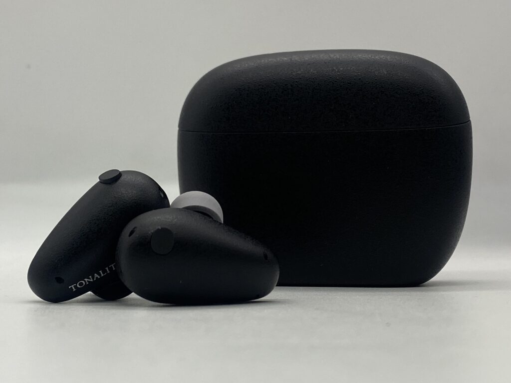 Final Audio Tonalite Review: These Earbuds Sound Different for Everyone ...