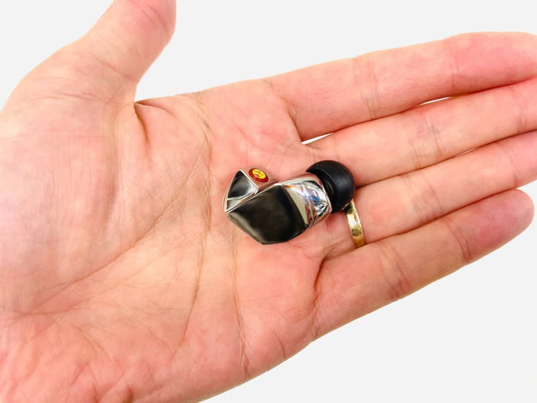 Final Audio A8000 Review: Gleaming and Distinctive - Major HiFi