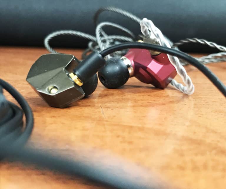 Final Audio B2 vs Campfire Audio IO | Comparison Review | MajorHiFi
