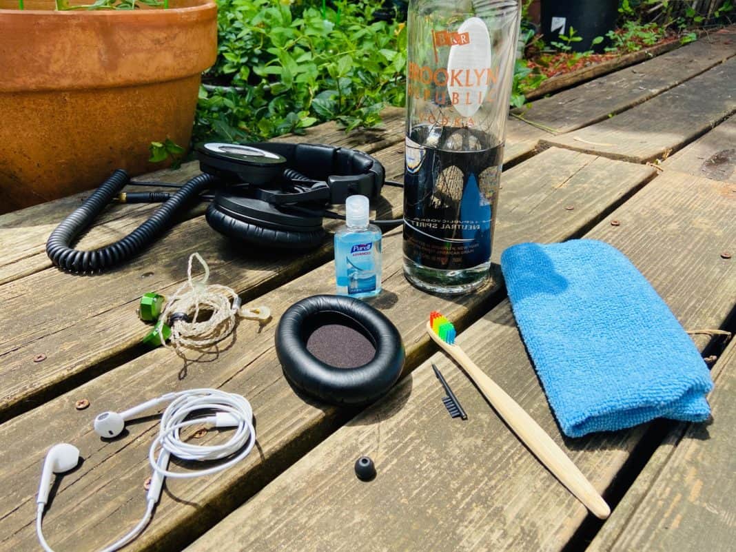 How to Clean Your Headphones - Major HiFi