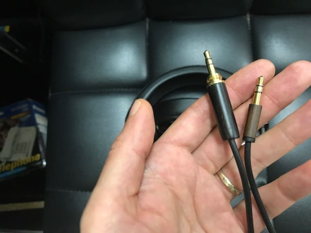 ESS 252 Headphones Review