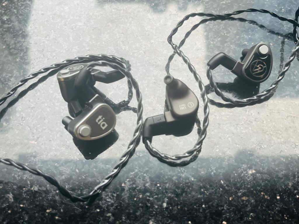 64 Audio U12t vs U6t Review - Major HiFi