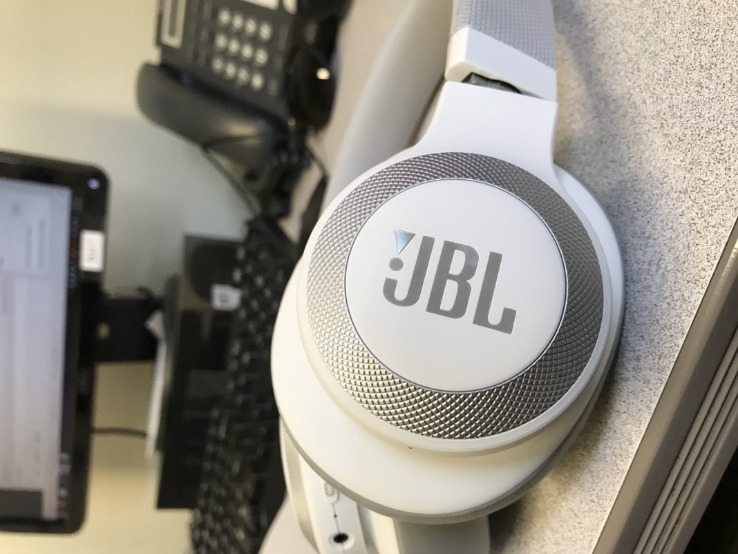 JBL E65BTNC Wireless Noise Cancelling Headphones Review - Major HiFi