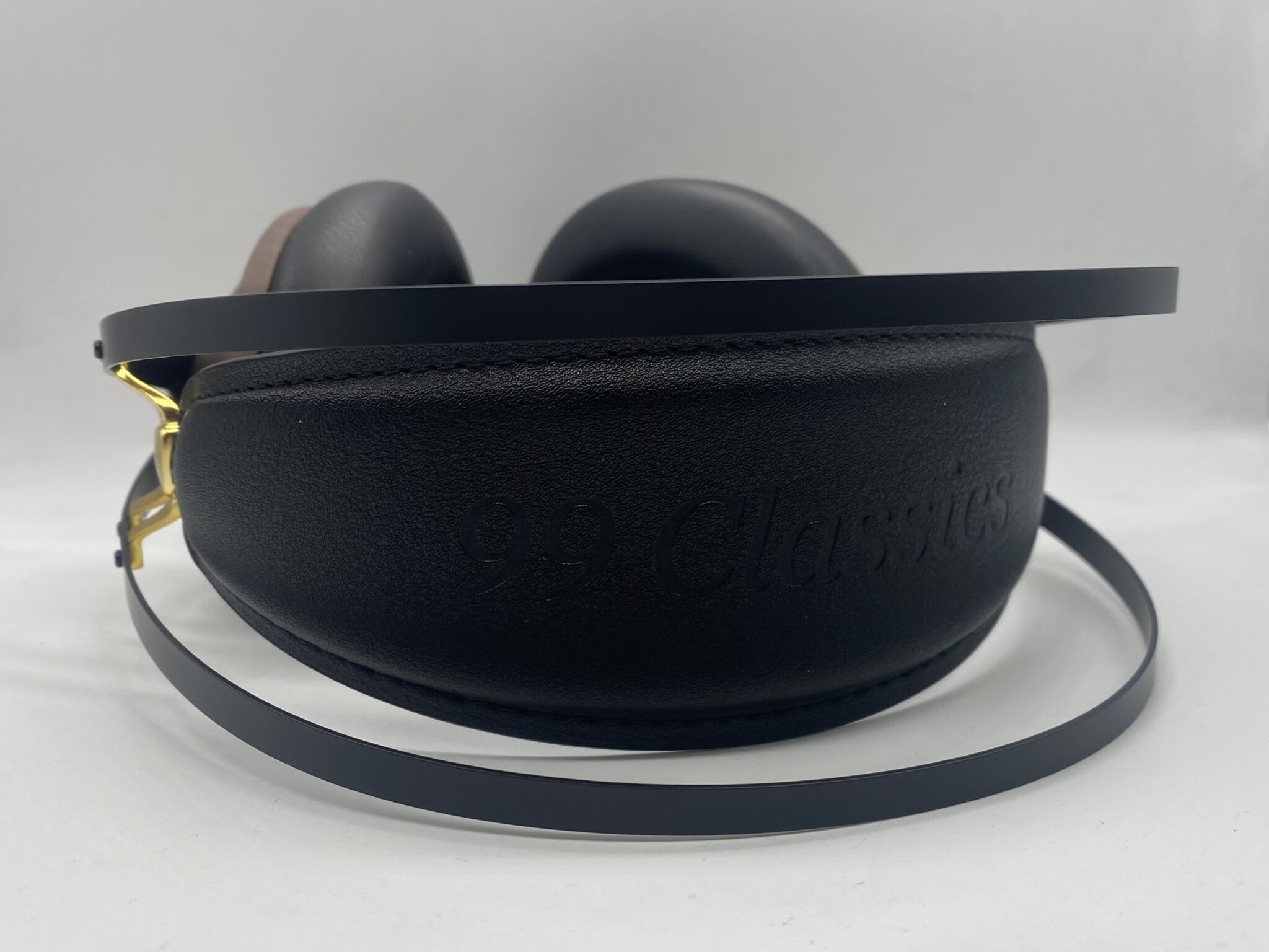 Meze 99 Classics 2nd Gen Review: Portable Hi-Fi Perfected - Major HiFi