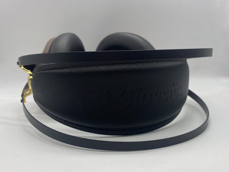 Meze 99 Classics 2nd Gen Review: Portable Hi-Fi Perfected - Major HiFi
