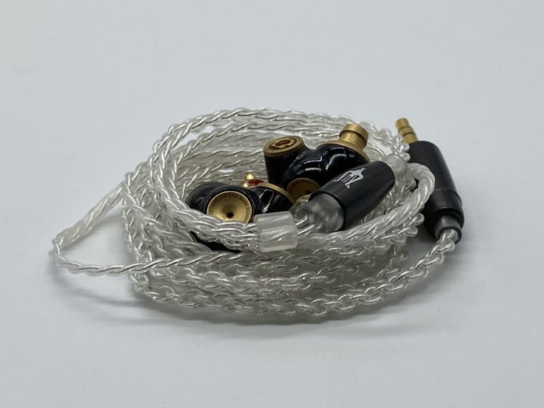 Meze ADVAR Review - Major HiFi