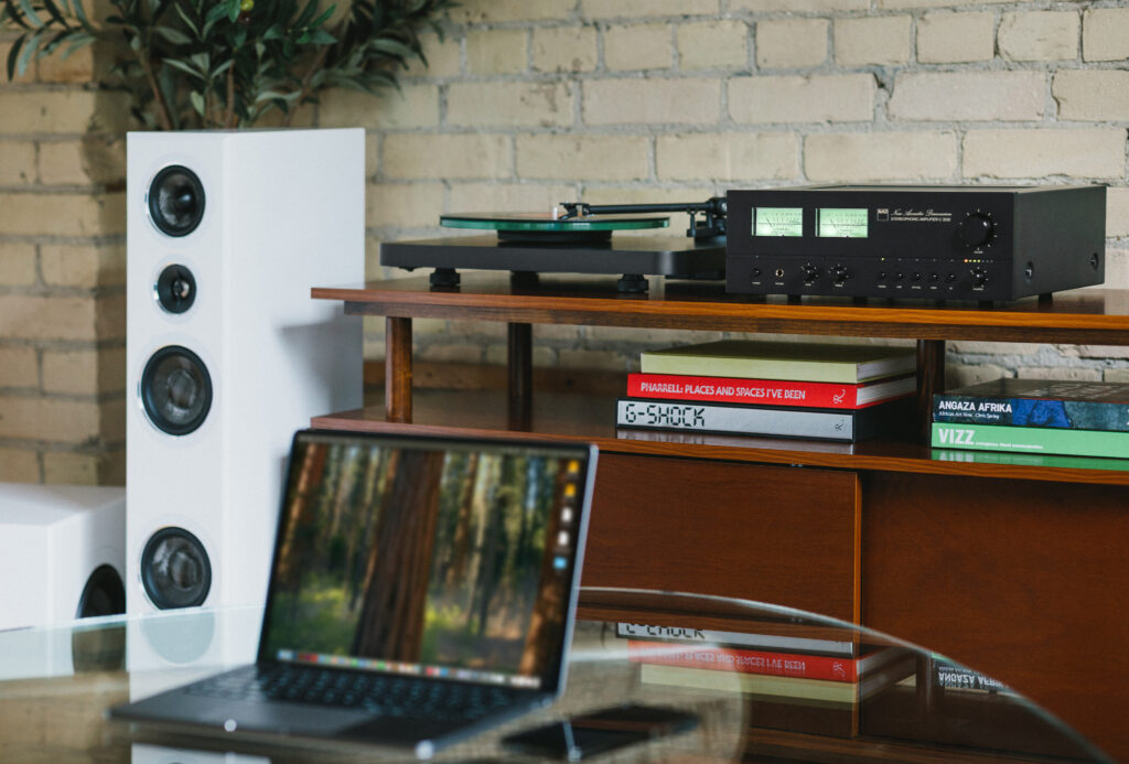 NAD Launches C 3030 and C 3030S Stereo Integrated Amplifiers - Major HiFi