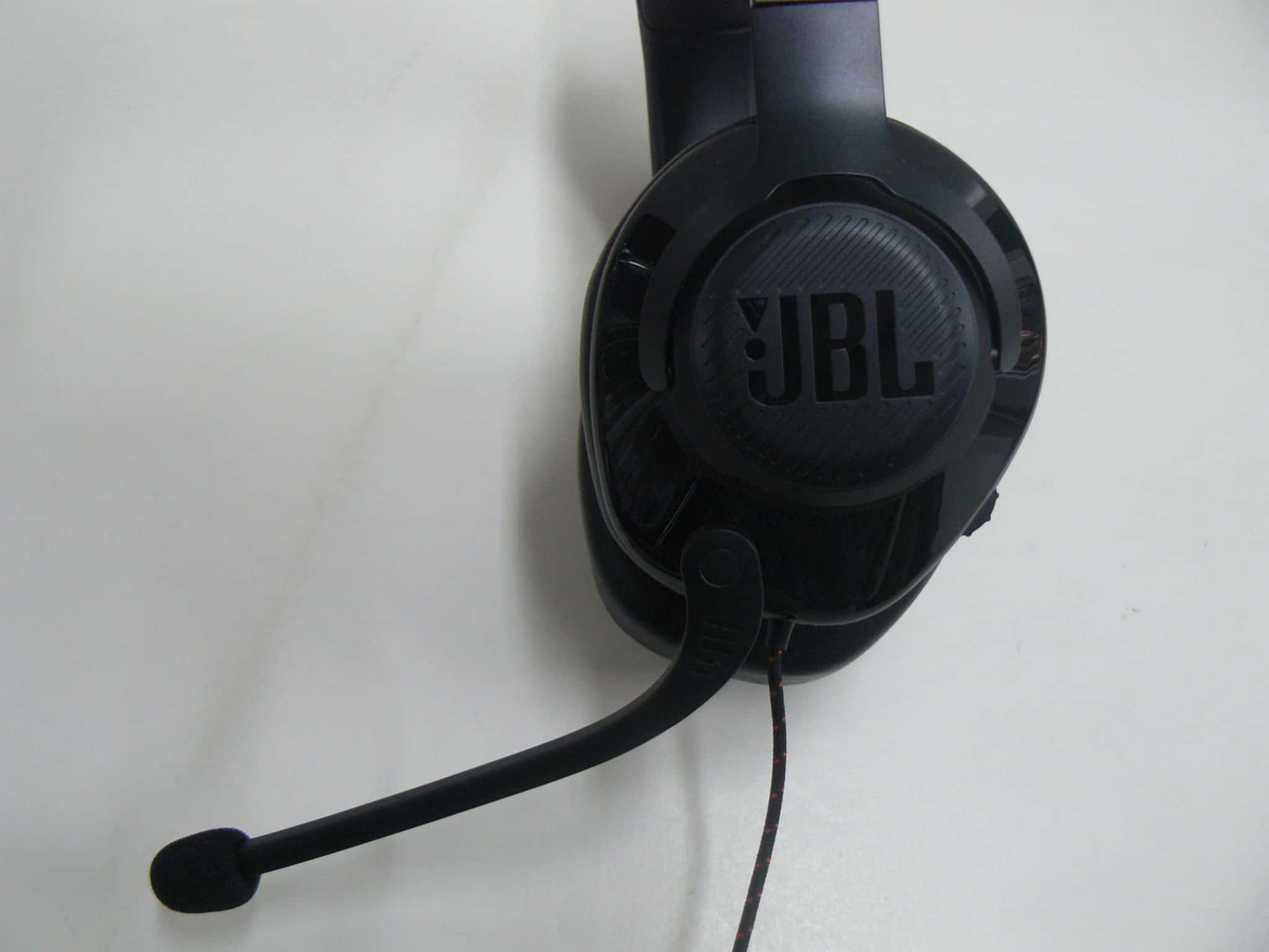 JBL Quantum 200 Gaming Headset Review - Major HiFi