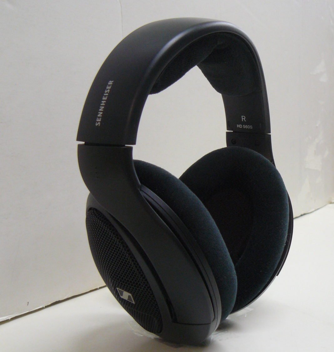Sennheiser HD560S Review - Major HiFi