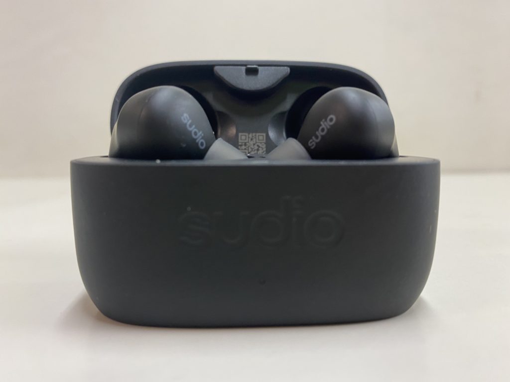 Sudio E2 Review - Major HiFi